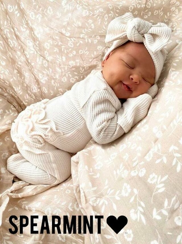 What Are Gender Neutral Baby Colors? – SpearmintLOVE