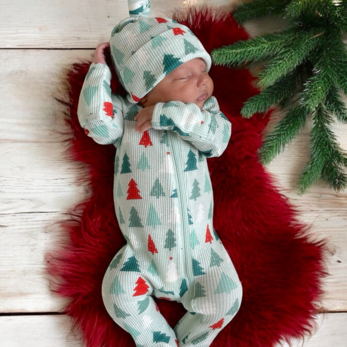 Organic Waffle Basic Zip Footie, Festive Firs – SpearmintLOVE